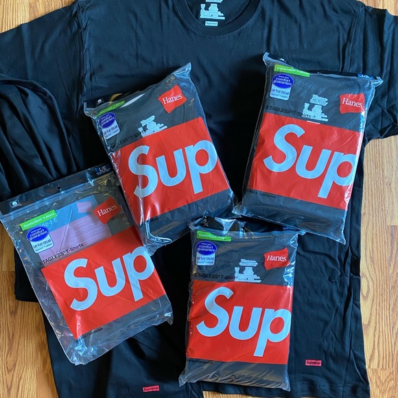 Supreme X Hanes | Underwear & Socks | New Supreme X Hanes Large Tee ...